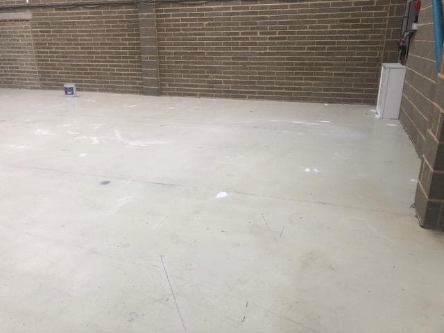 Everest Trade - Industrial Floor Paint - High Build - Polyurethane ...